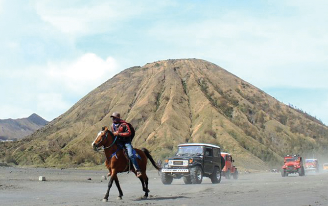 EO Outbound Bromo Dejogja Tour and Travel