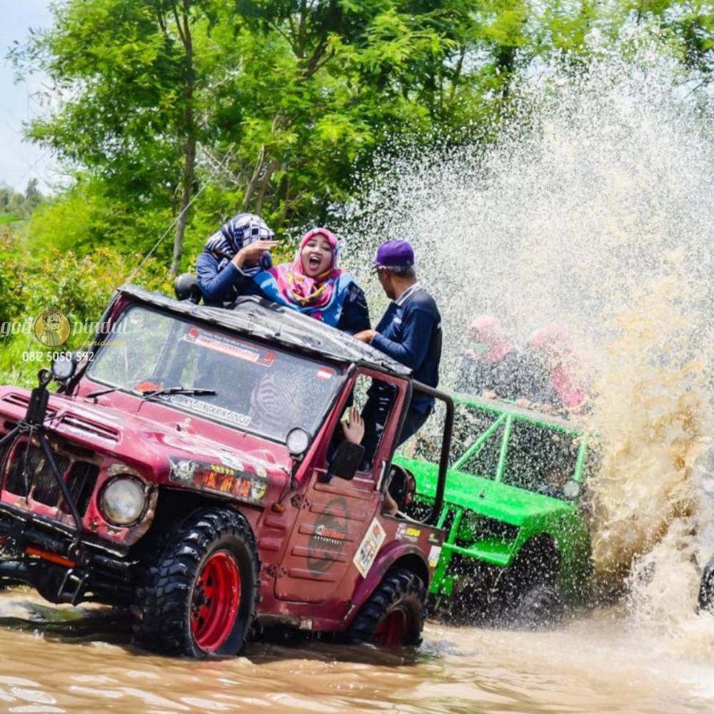 Pacu Adrenalin dengan Adventure Offroad Goa Pindul - Dejogja Tour & Travel